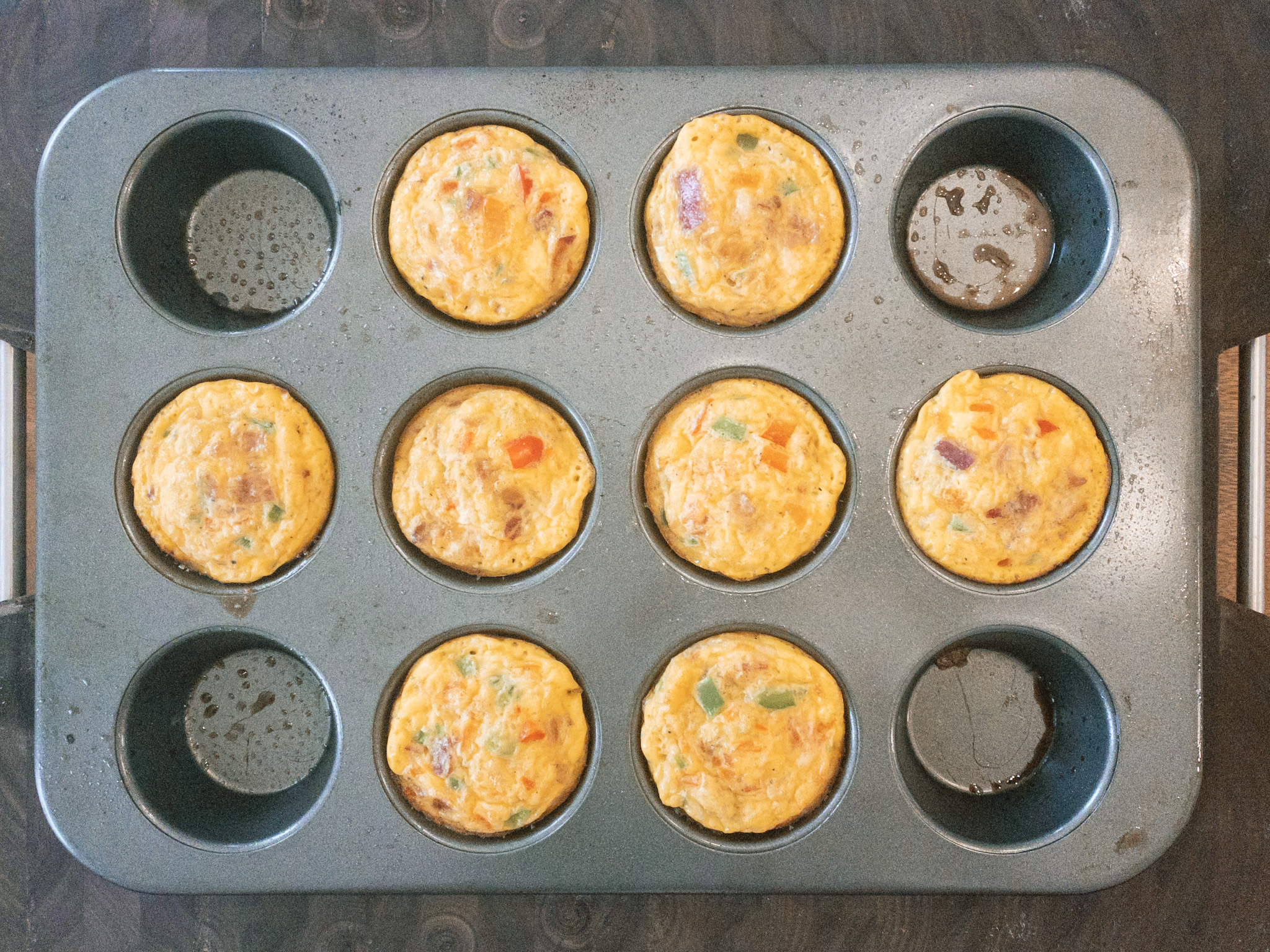 Healthy Scrambled Egg Cups - Mal and Jess