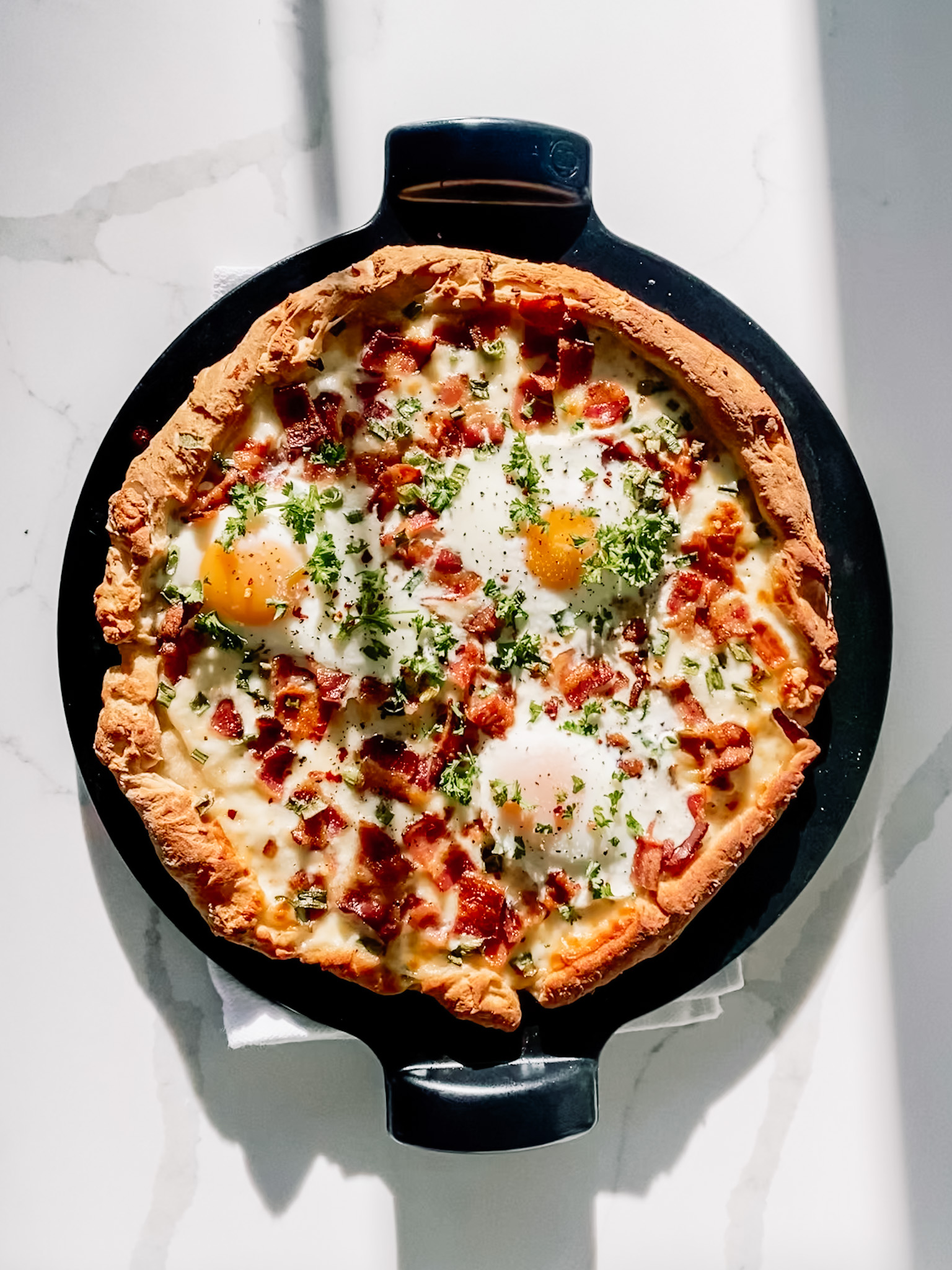 Easy Gourmet Breakfast Pizza - Mal and Jess